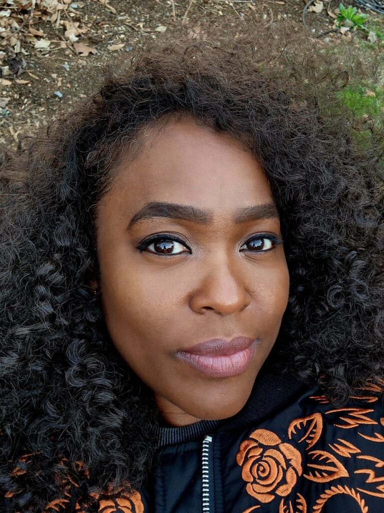 Mauricia Grant – Northern Lights Santa Academy