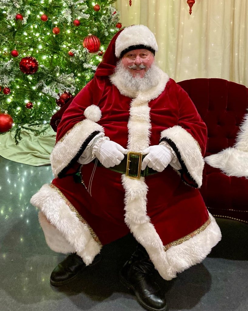 Santa Michael Stewart – Northern Lights Santa Academy